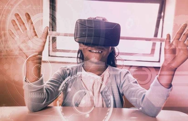 Beyond the Classroom: 21 AR and VR Tools for Education | edredo.com